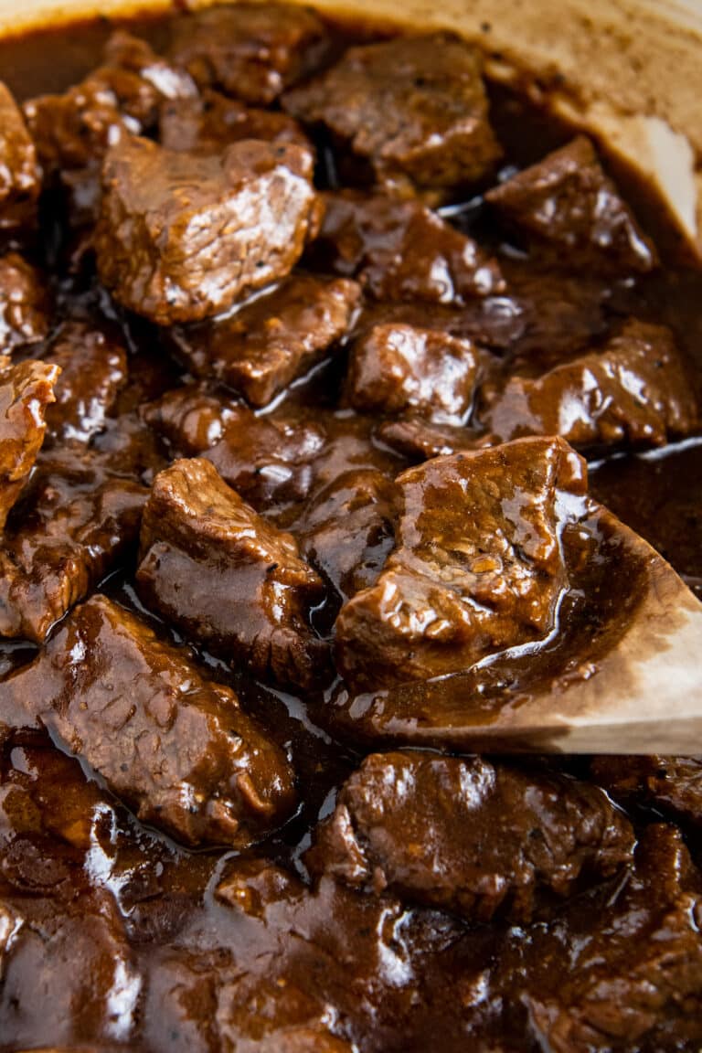 The BEST Beef Tips And Gravy Recipe | Easy Dinner Ideas