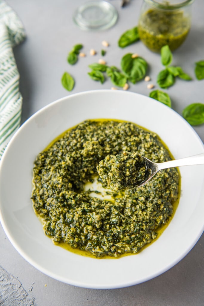 Fresh Basil Pesto | Easy Dinner Ideas