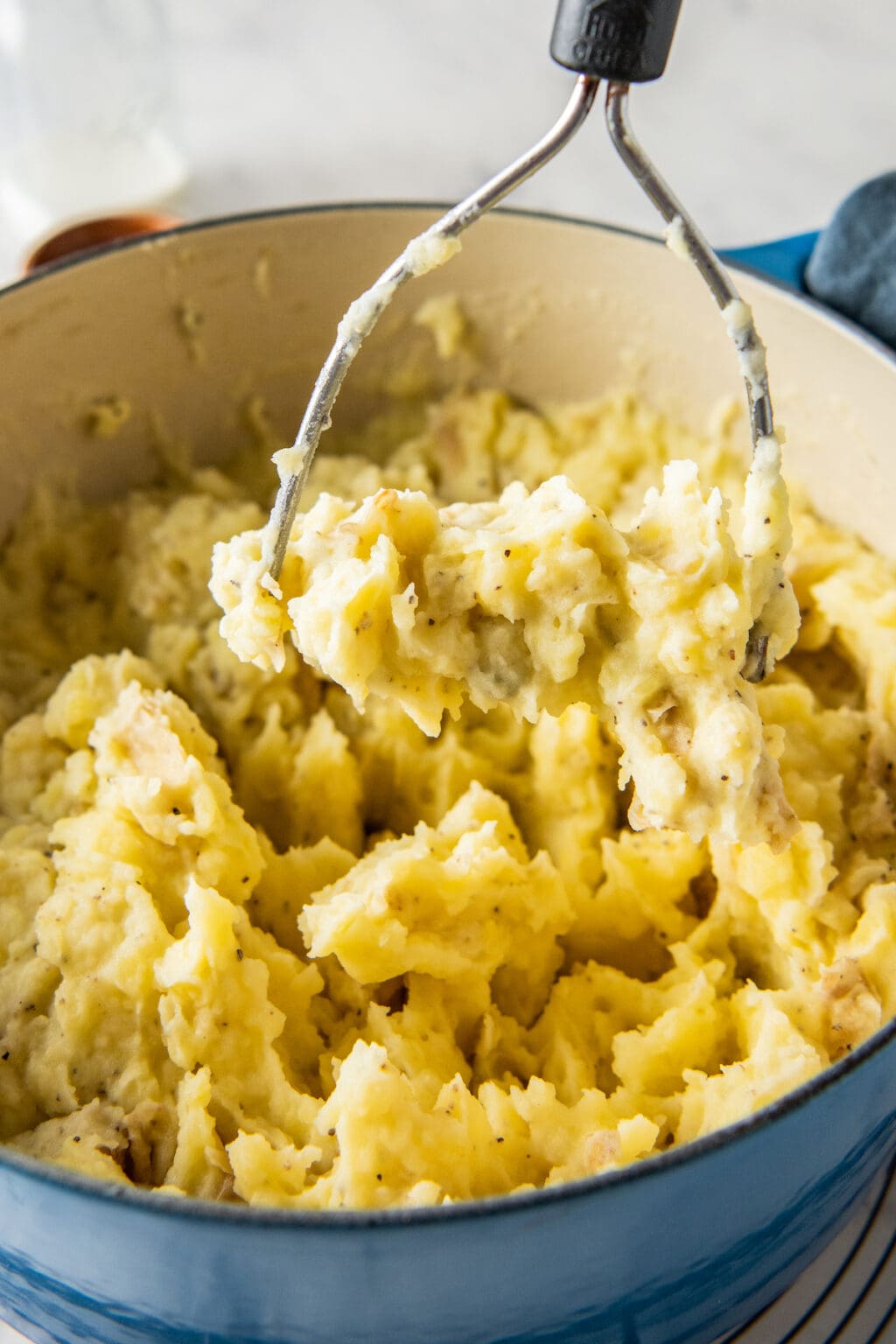 The Best Mashed Potatoes Recipe | Easy Dinner Ideas