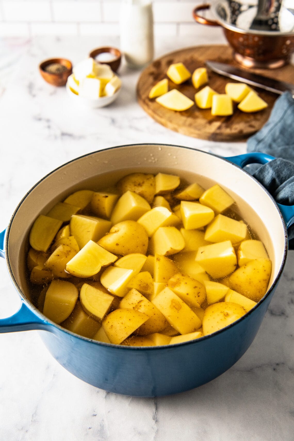 The Best Mashed Potatoes Recipe | Easy Dinner Ideas