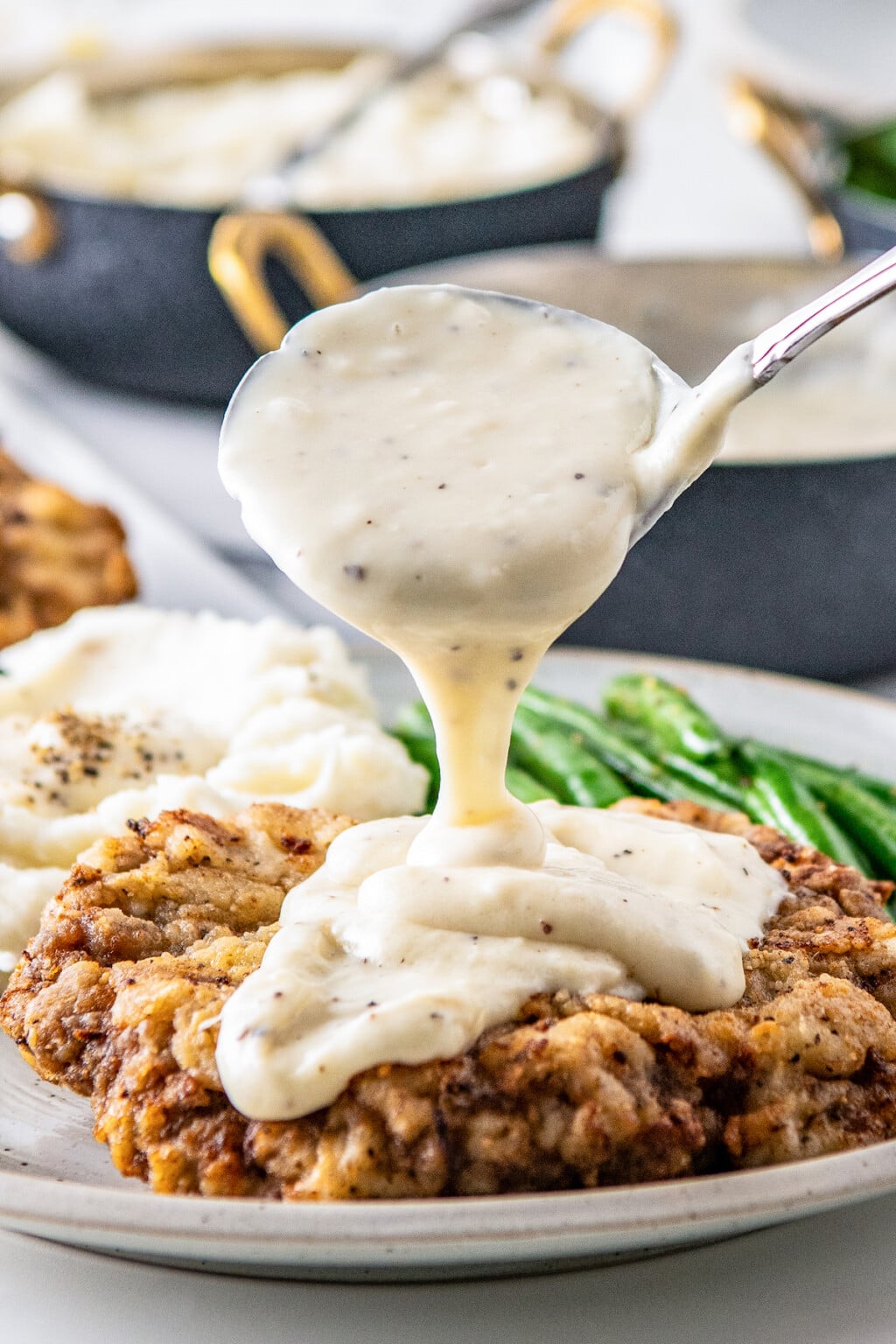 Homemade White Gravy Recipe From Scratch | Easy Dinner Ideas