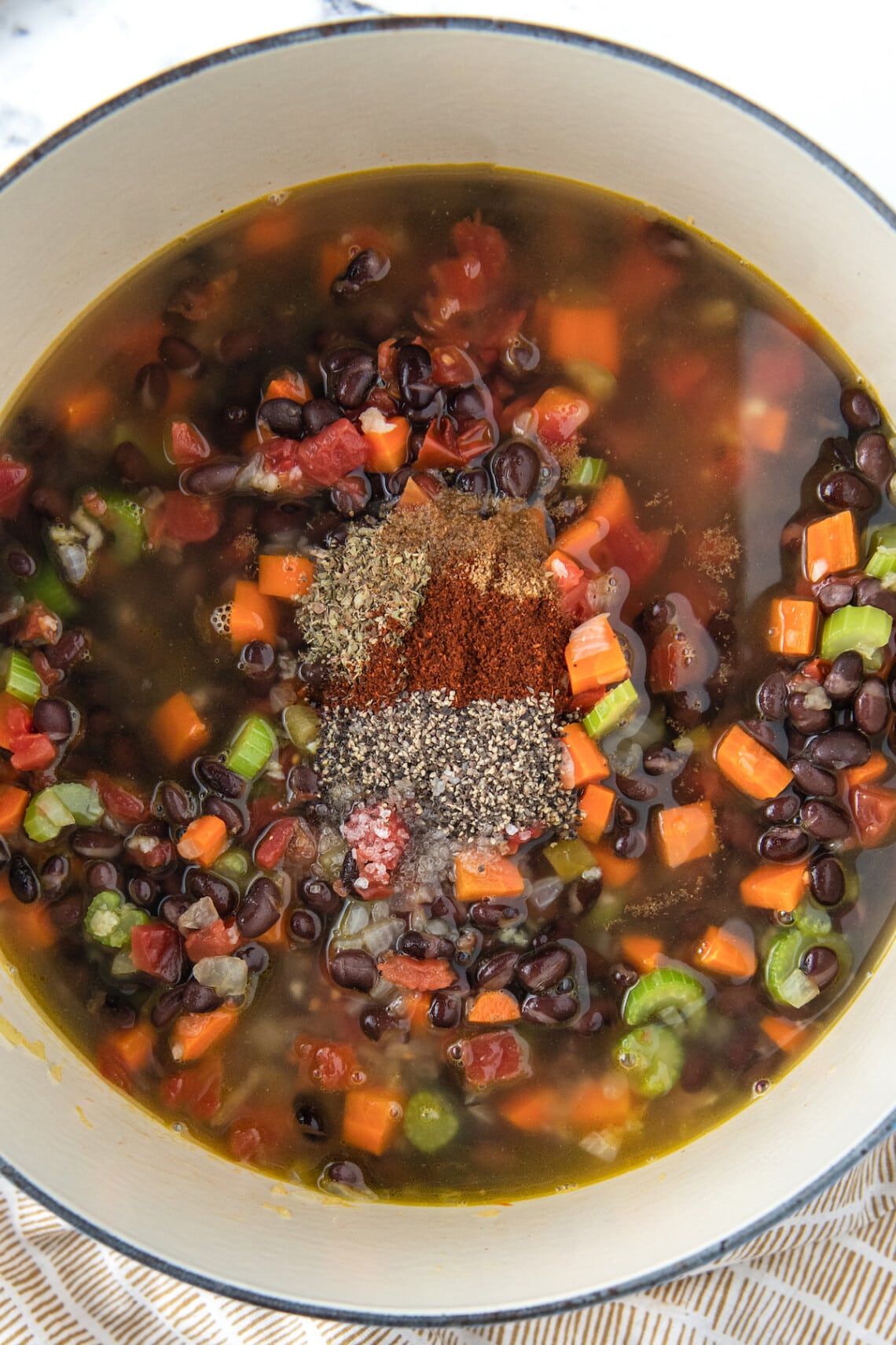 Carrot Black Bean Soup | Easy Dinner Ideas