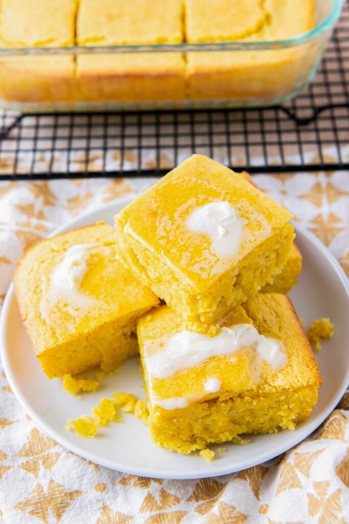 Classic Cornbread Recipe | Easy Dinner Ideas