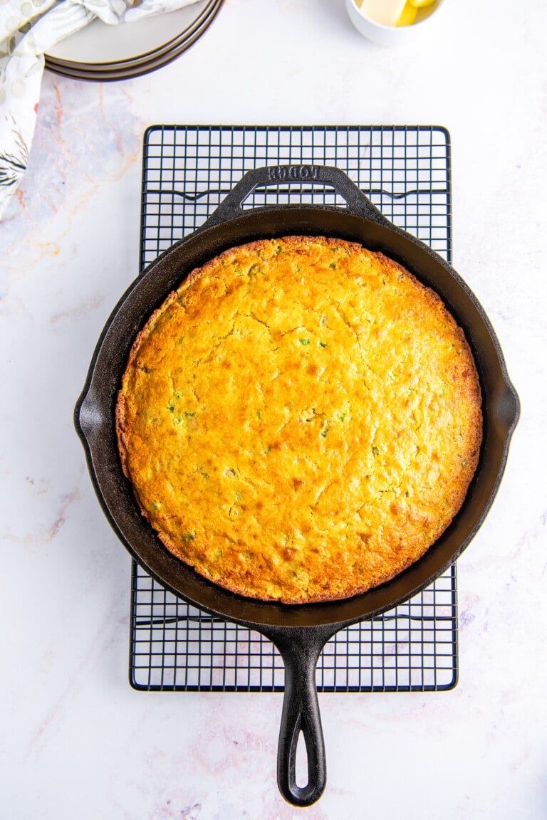 Cheesy Jiffy Cornbread | Easy Dinner Ideas