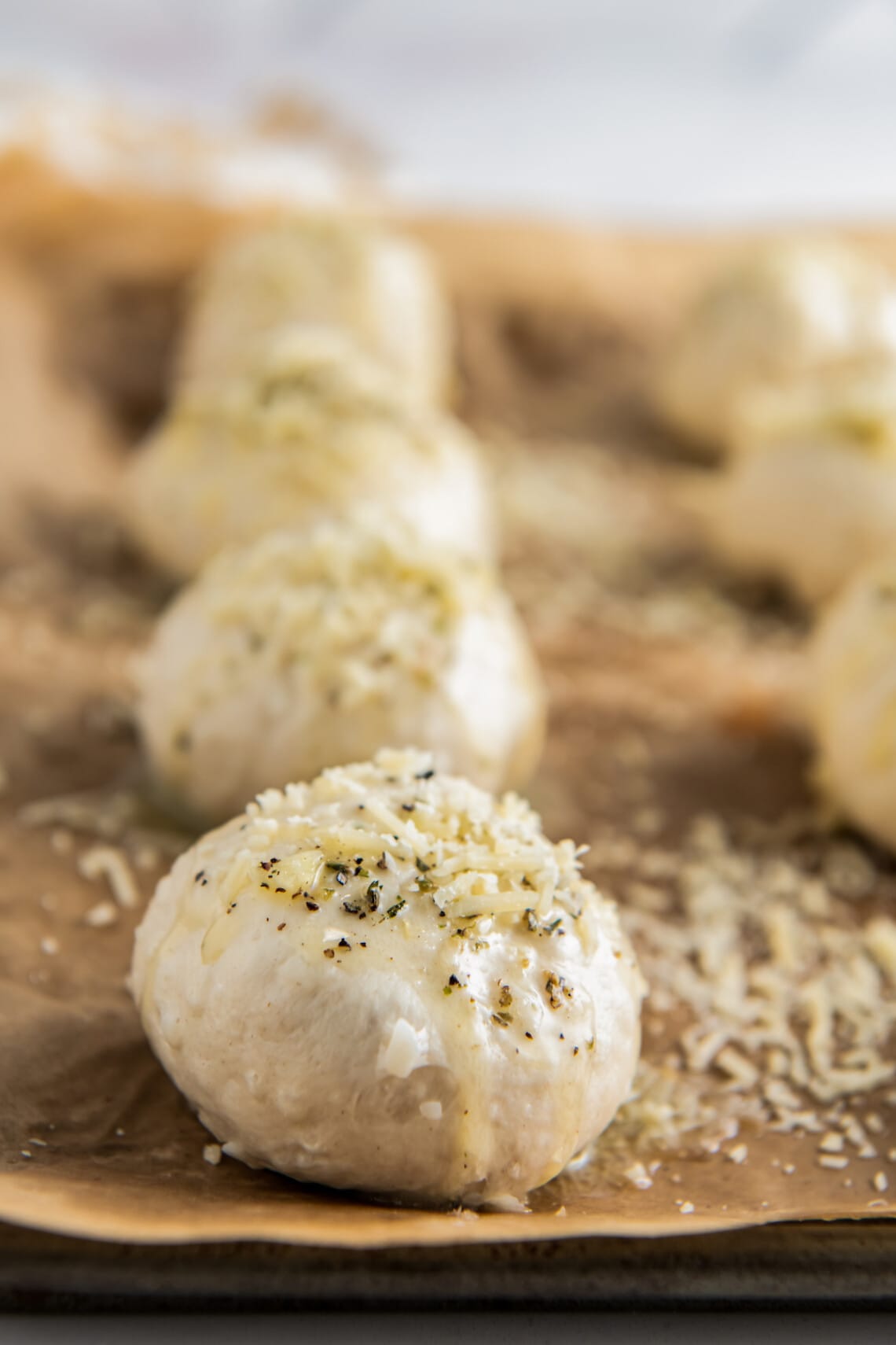 Pepperoni Pizza Bombs | Easy Dinner Ideas