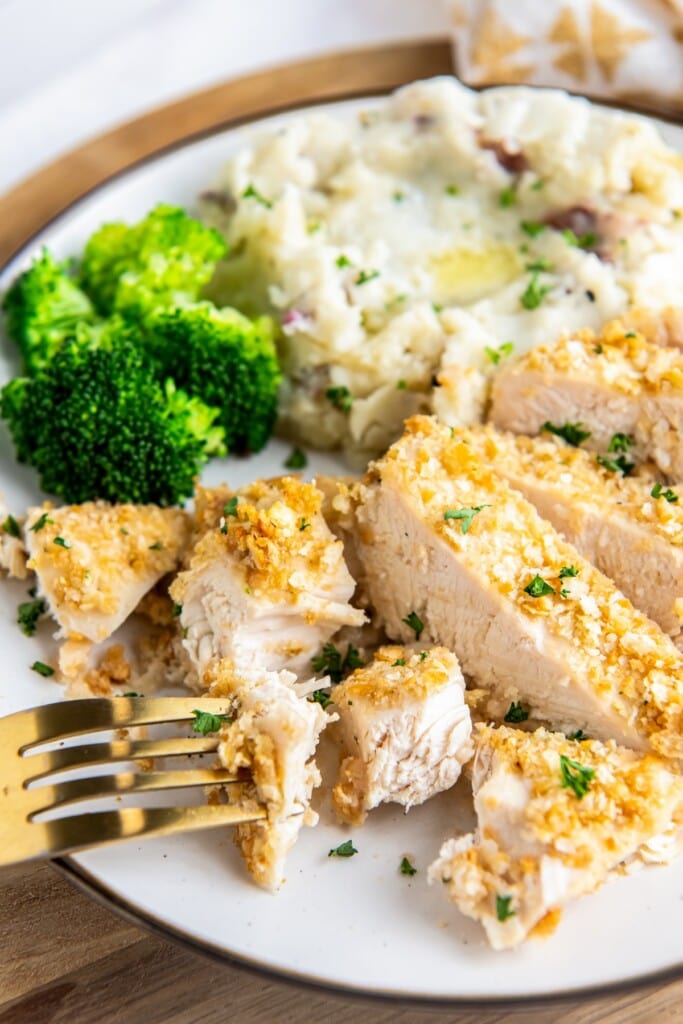 Ranch Ritz Cracker Chicken | Easy Dinner Ideas