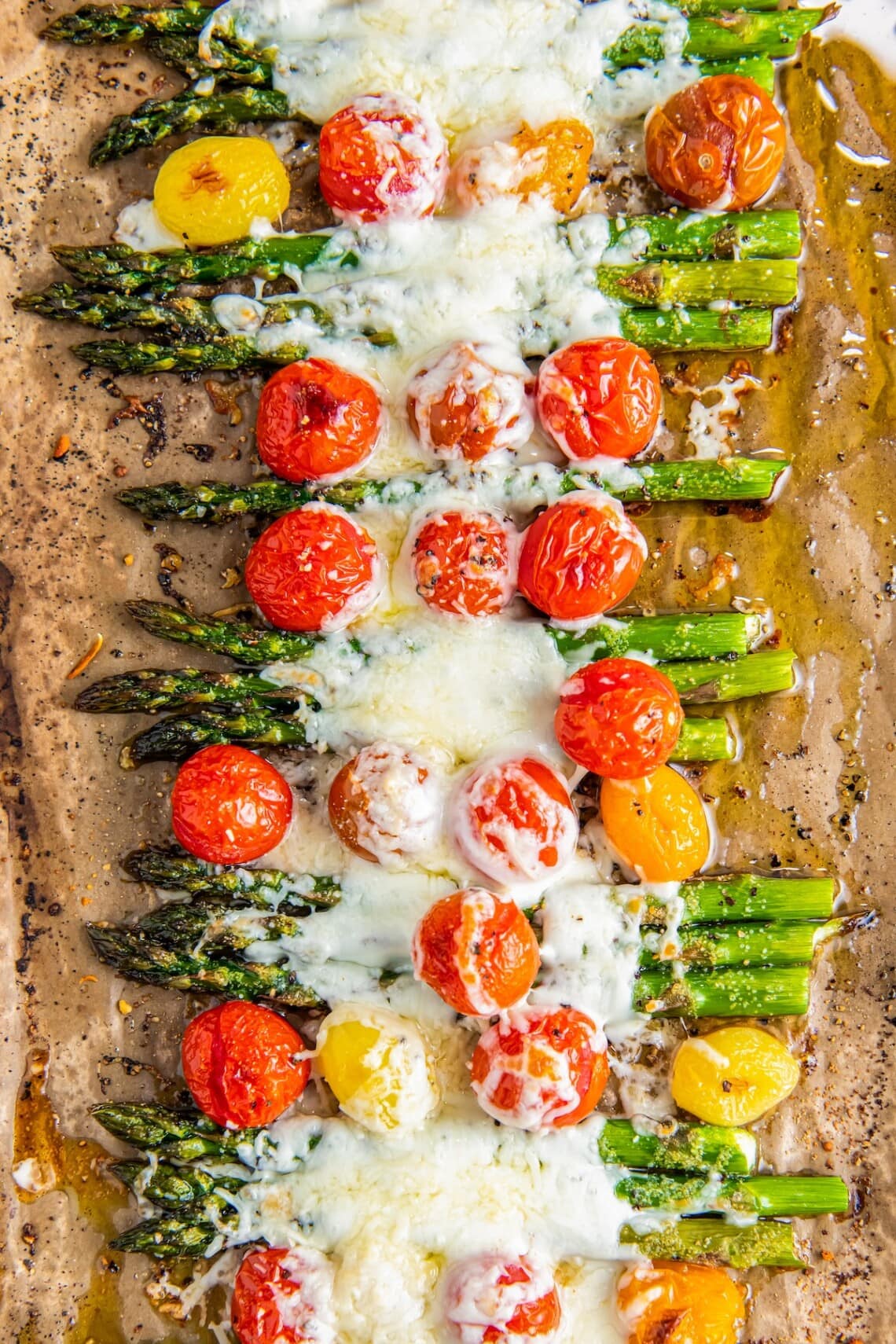 Roasted Asparagus and Tomatoes | Easy Dinner Ideas