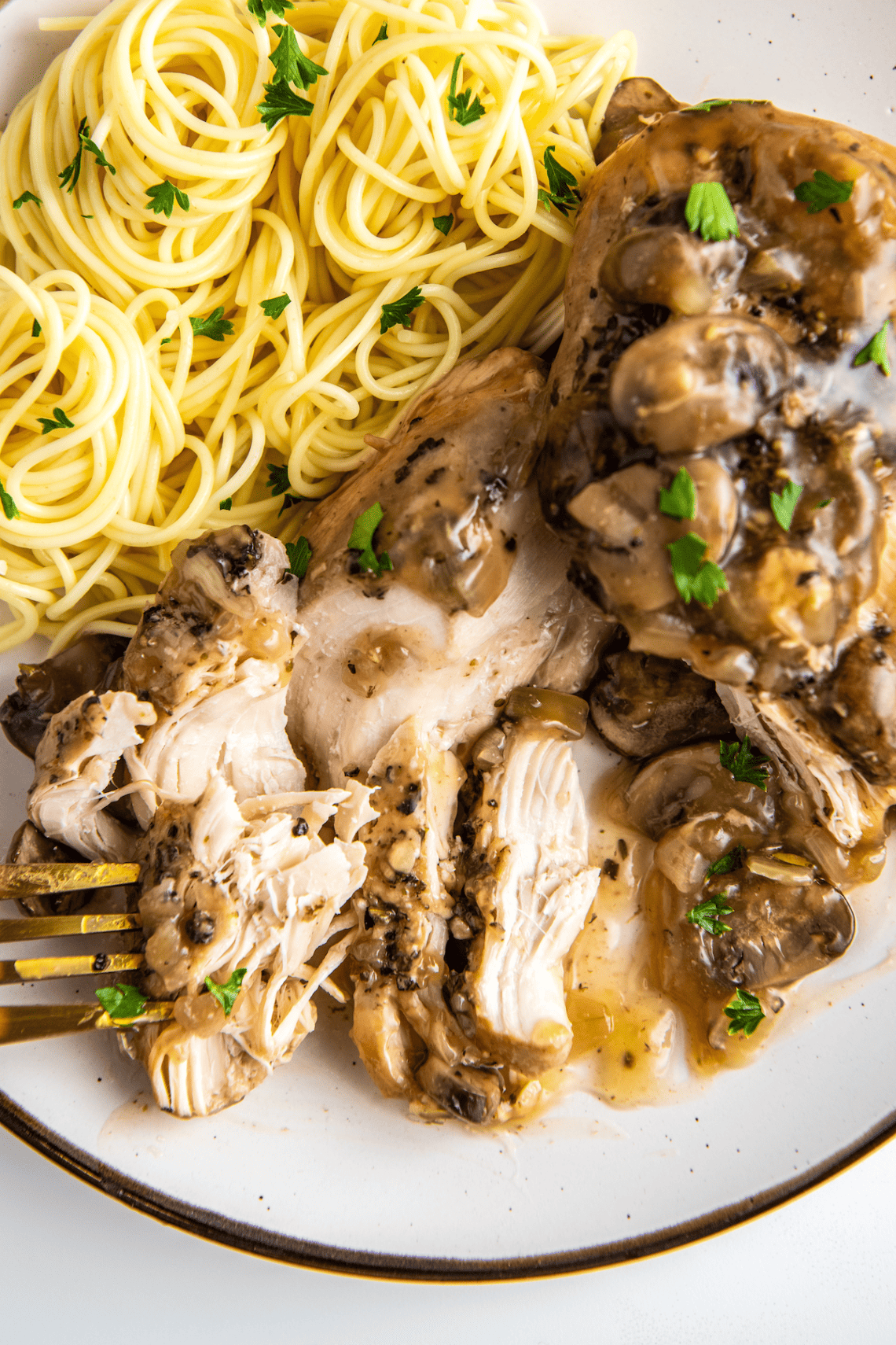 Crock Pot Chicken Marsala | Easy Dinner Ideas