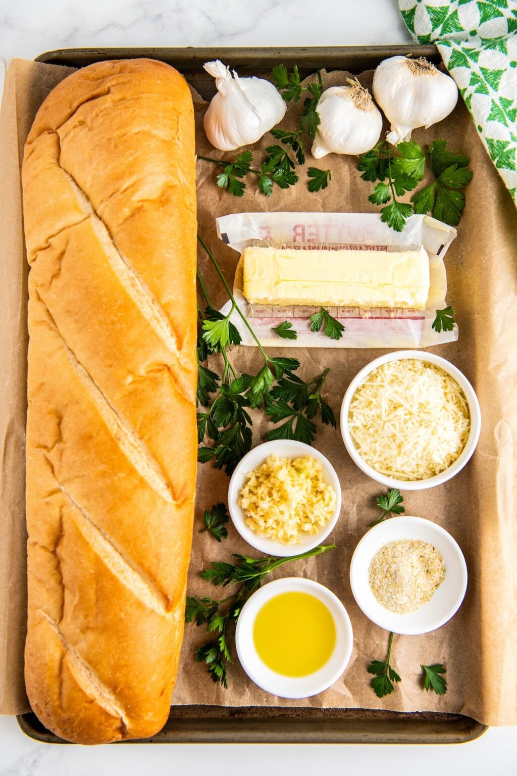 Easy Homemade Garlic Bread Recipe | Easy Dinner Ideas