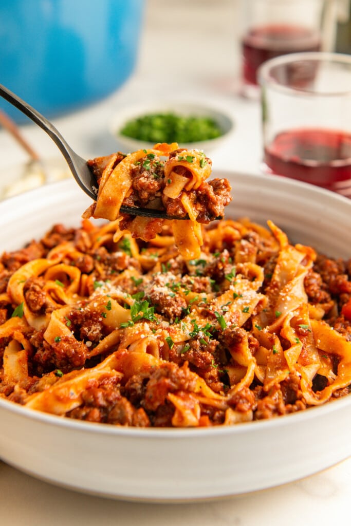 Homemade Ragu Sauce Recipe | Easy Dinner Ideas