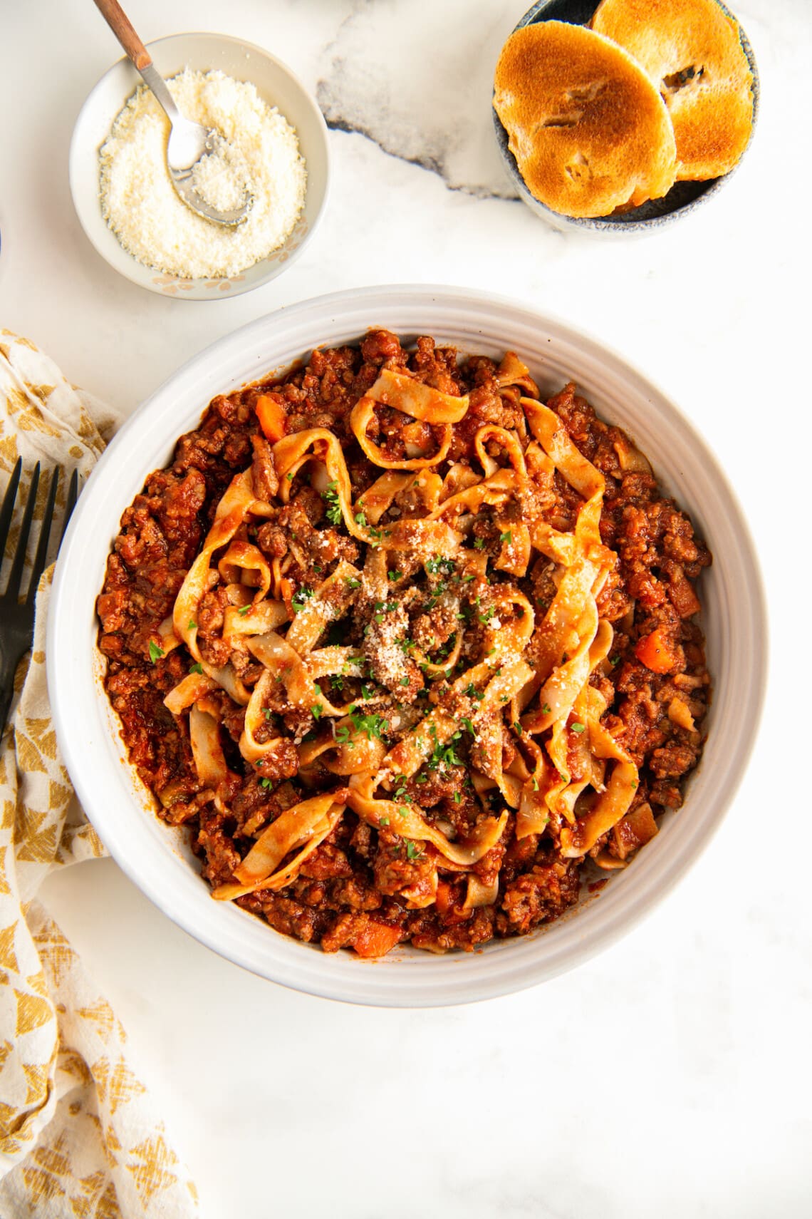 Homemade Ragu Sauce Recipe | Easy Dinner Ideas