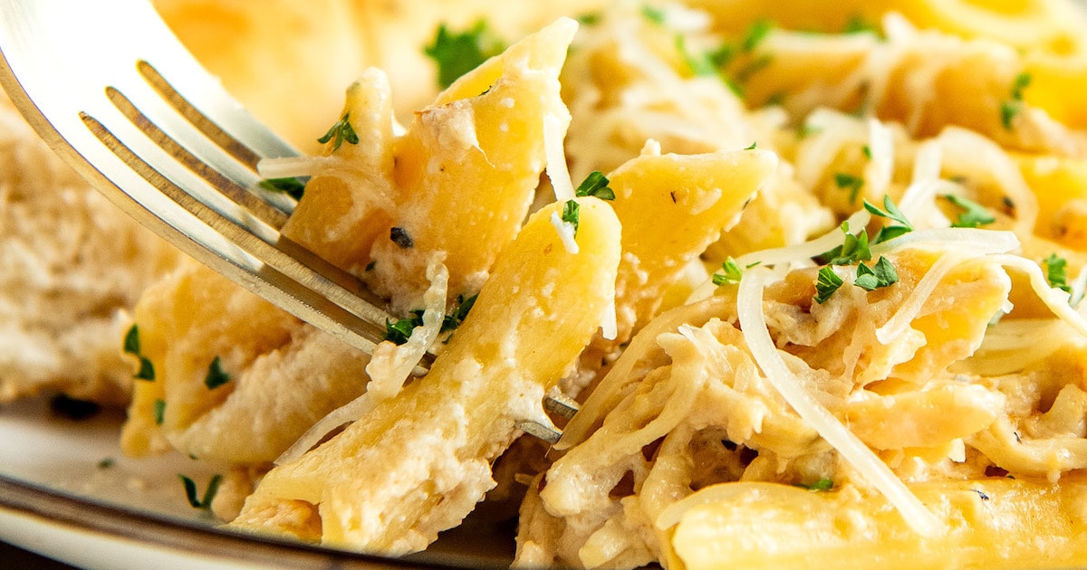 Creamy Crockpot Chicken Alfredo Recipe Easy Dinner Ideas Creamy Crockpot Chicken Alfredo Recipe Easy Dinner Ideas