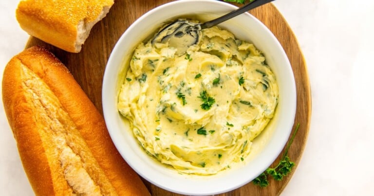 Garlic Butter Spread Recipe | Easy Dinner Ideas