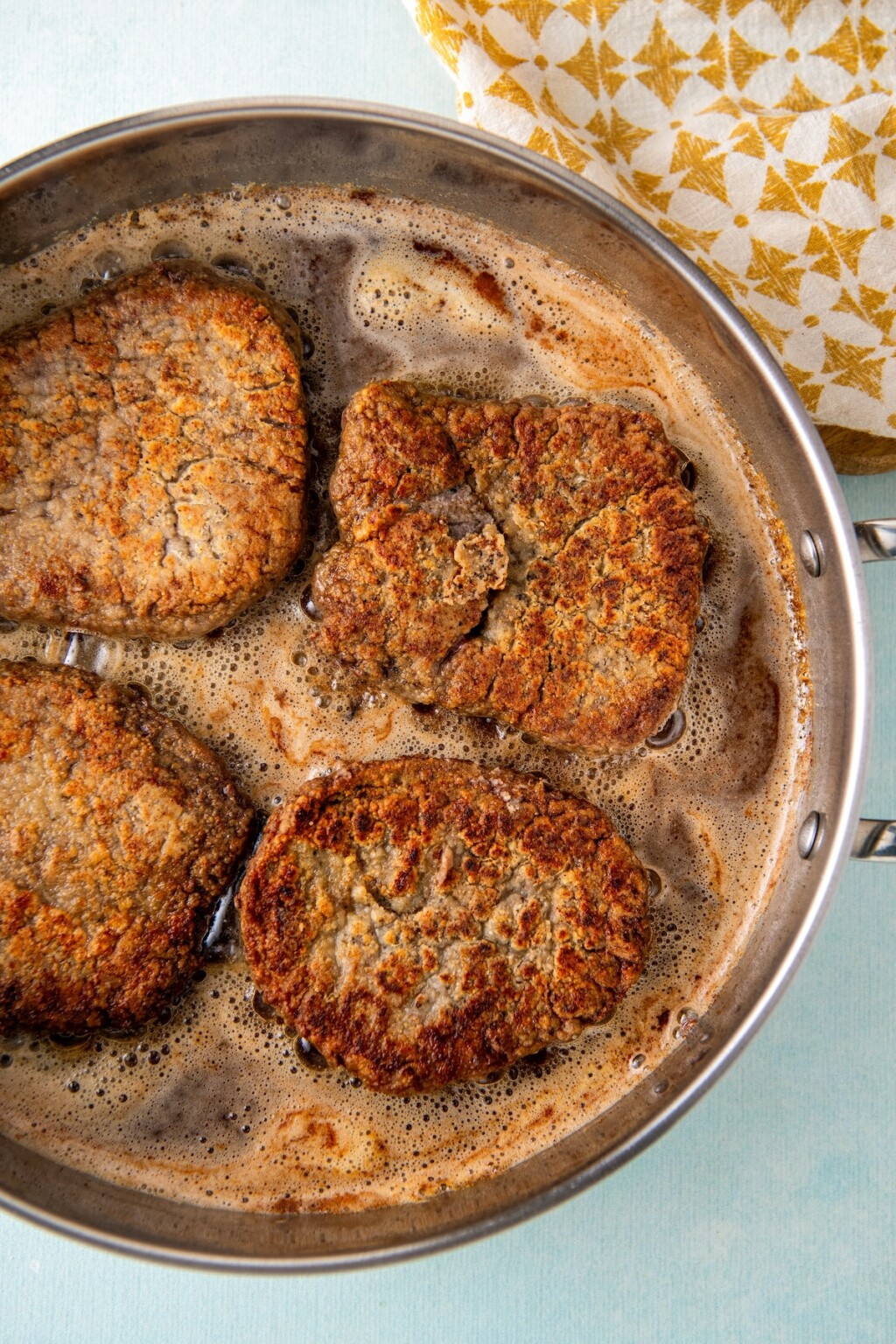 French Onion Cube Steak and Gravy | Easy Dinner Ideas