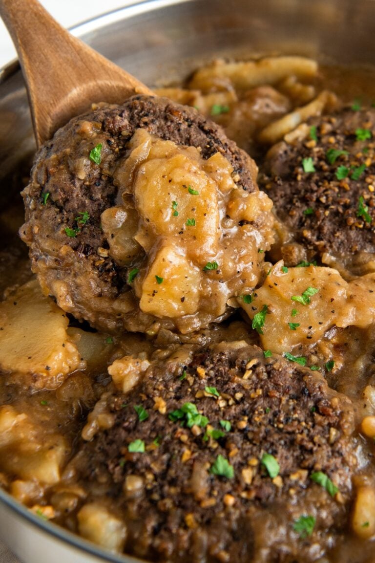 Hamburger Steak and Gravy | Easy Dinner Ideas