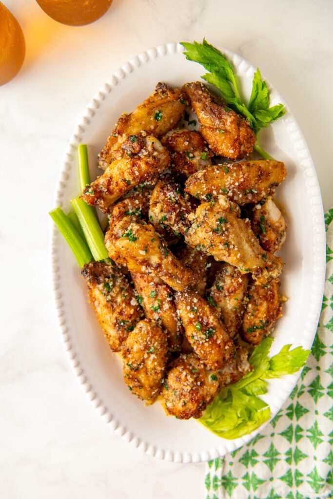 Easy Air Fryer Garlic Parmesan Chicken Wings Recipe