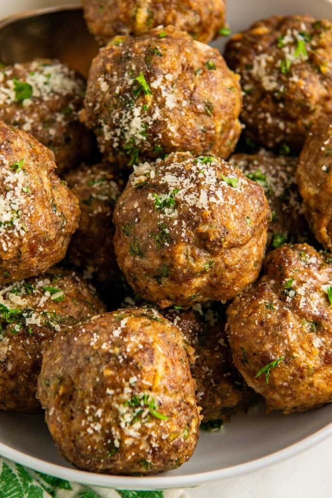 Easy Italian Meatball Recipe | Easy Dinner Ideas