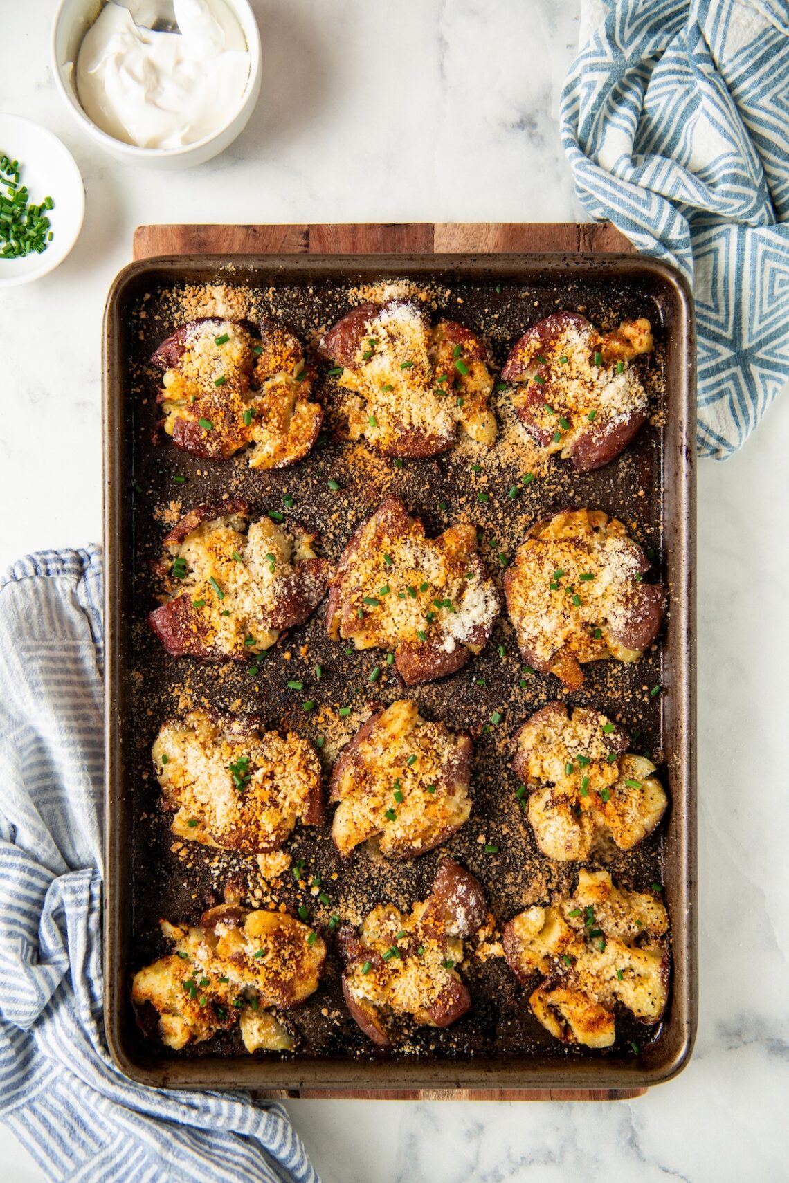 Garlic Parmesan Smashed Potatoes | Easy Dinner Ideas